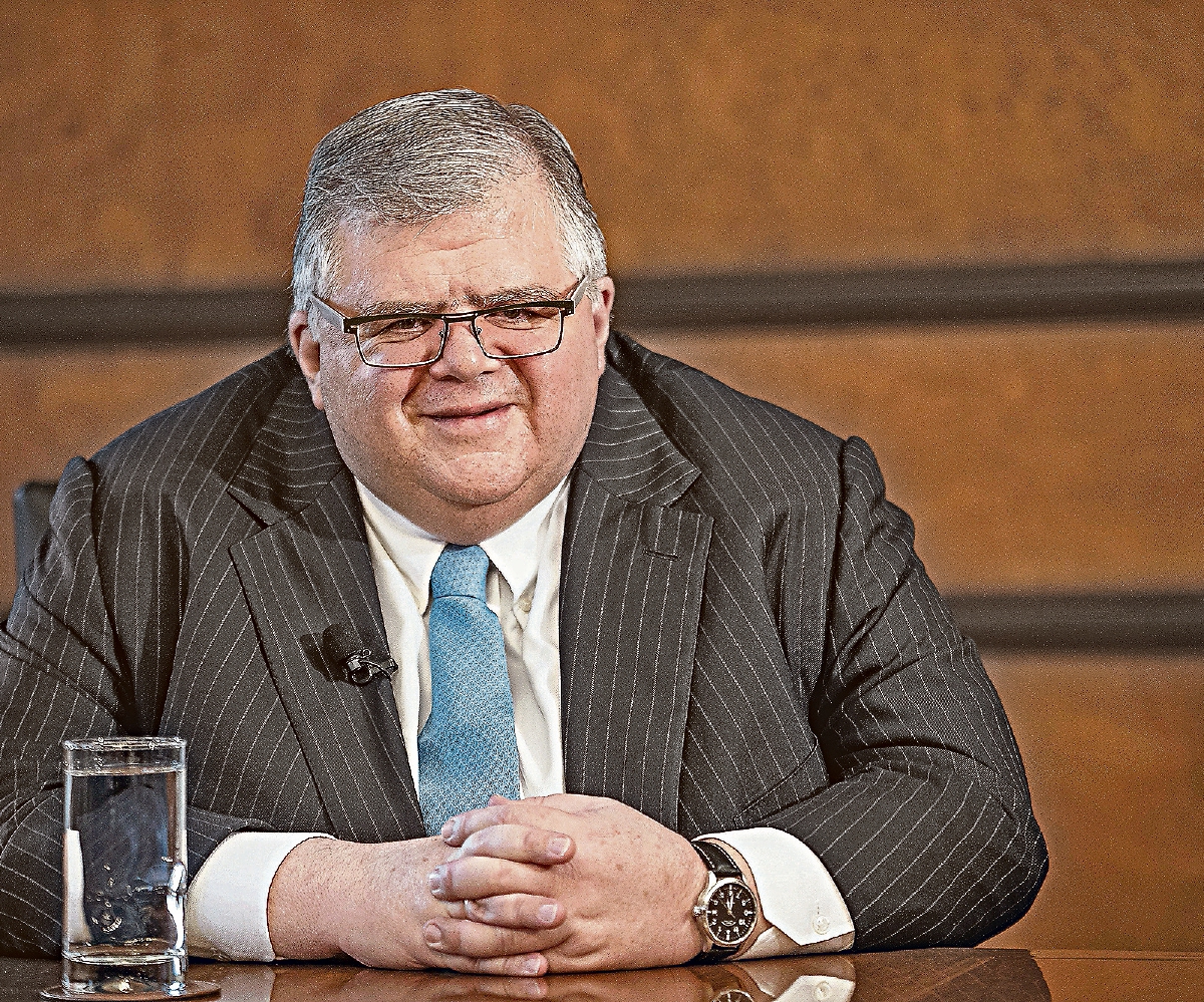 Carstens es reelegido para seguir al frente del Banco de Pagos ...