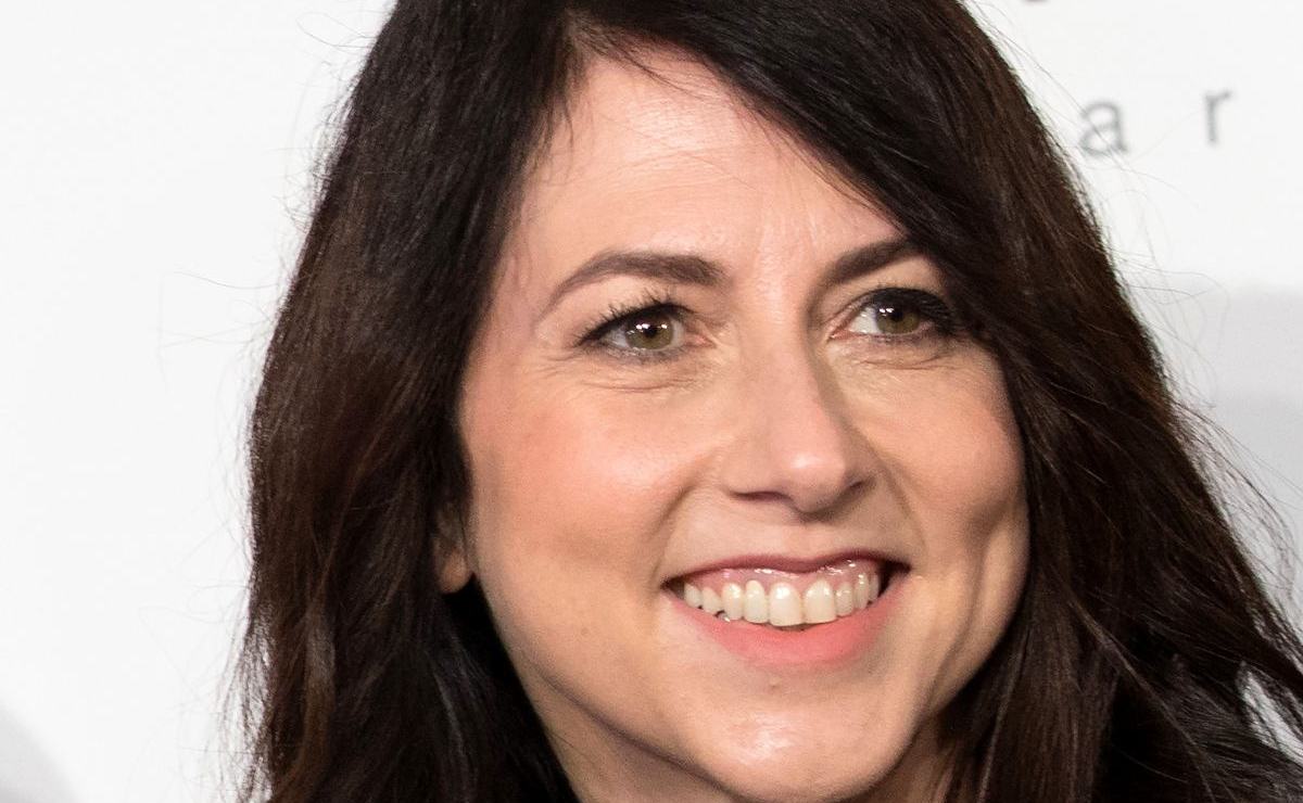MacKenzie Scott, ex de Jeff Bezos, se divorcia después de un año