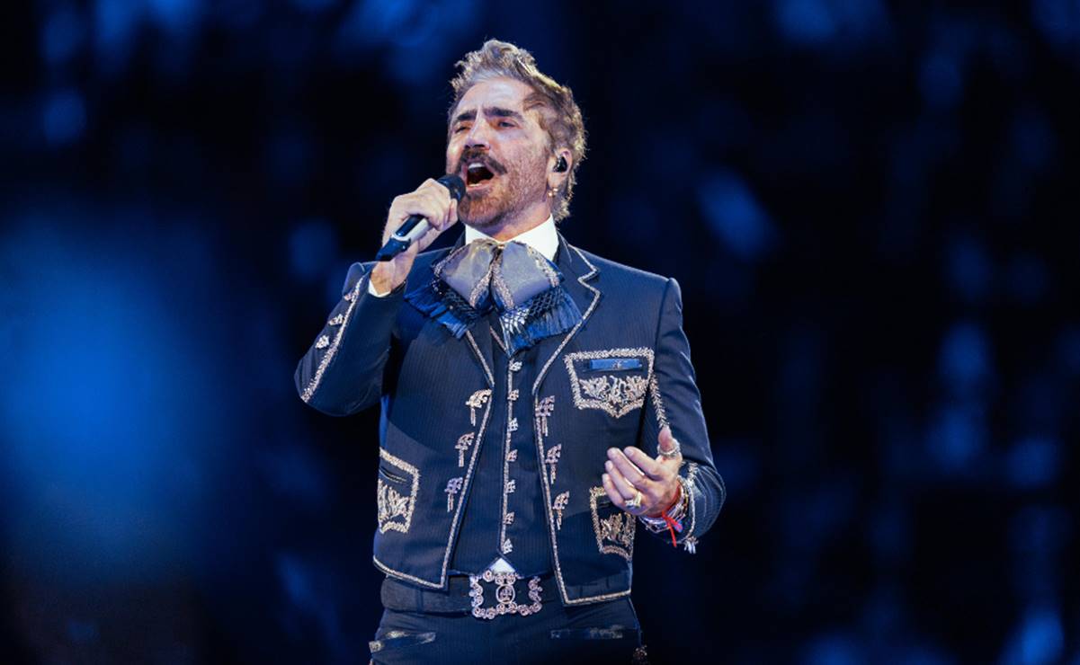 Chulean look de Alejandro Fernández: el "Potrillo" se tapiza de marcas ...