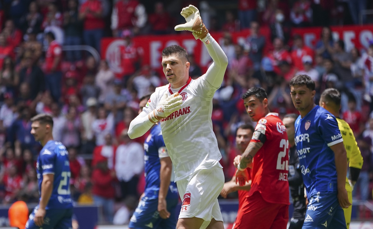 Jimmy Lozano se luce con coreografía de Tik Tok