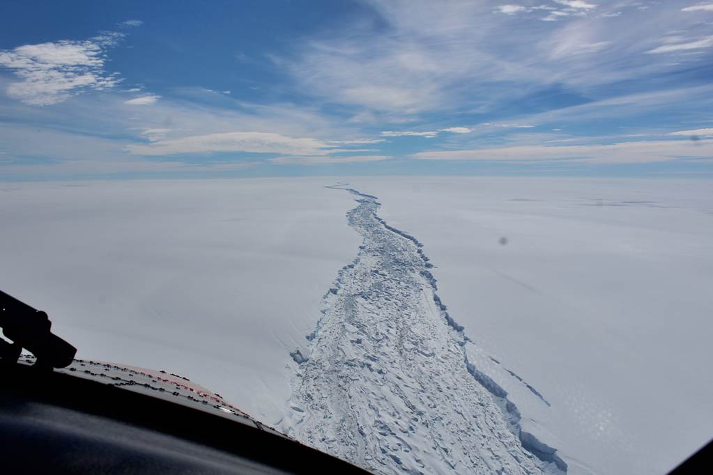 Así se ve en Google Maps el iceberg más grande de la historia | El ...