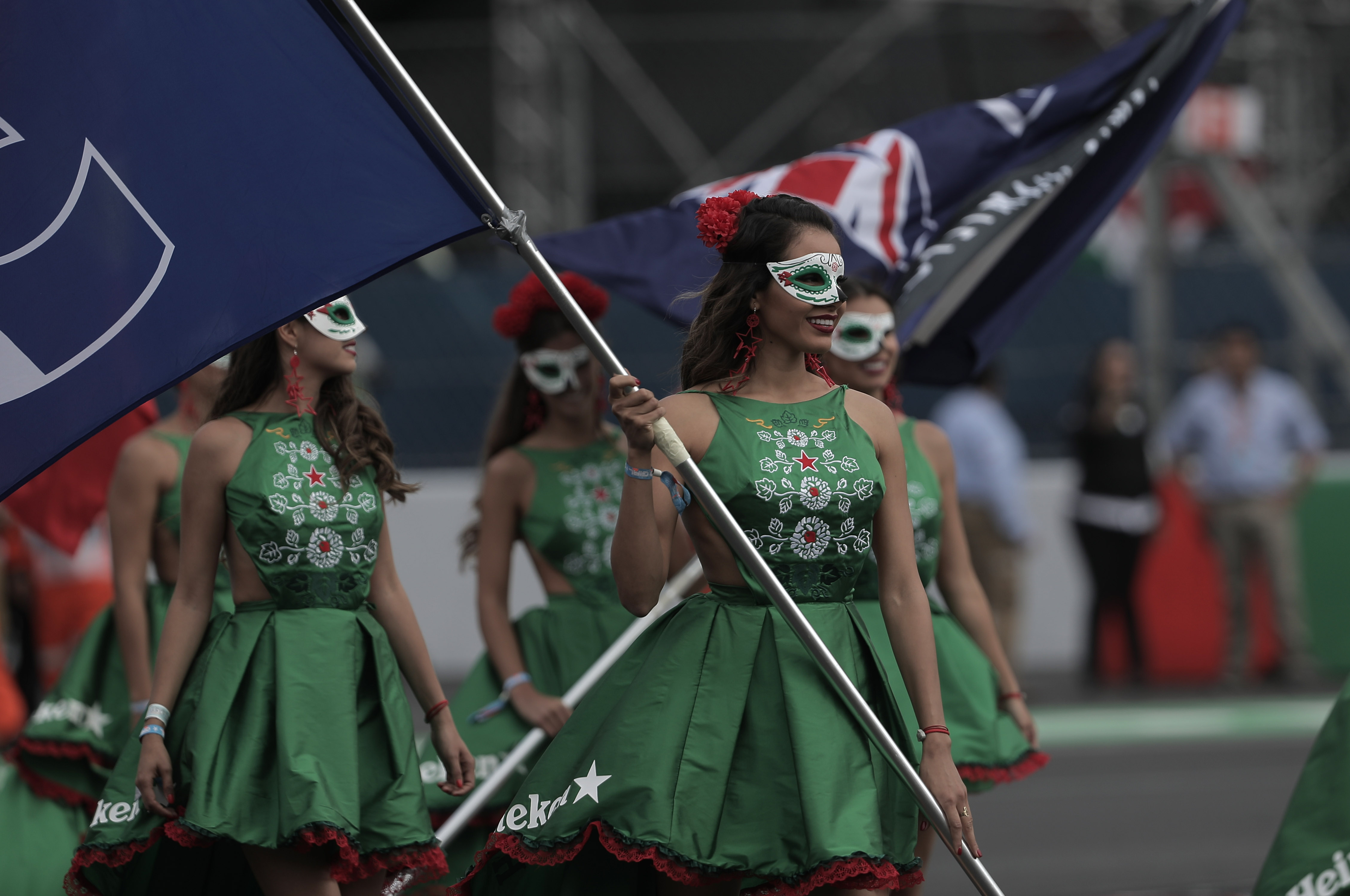 Niños remplazarán edecanes en la Fórmula 1