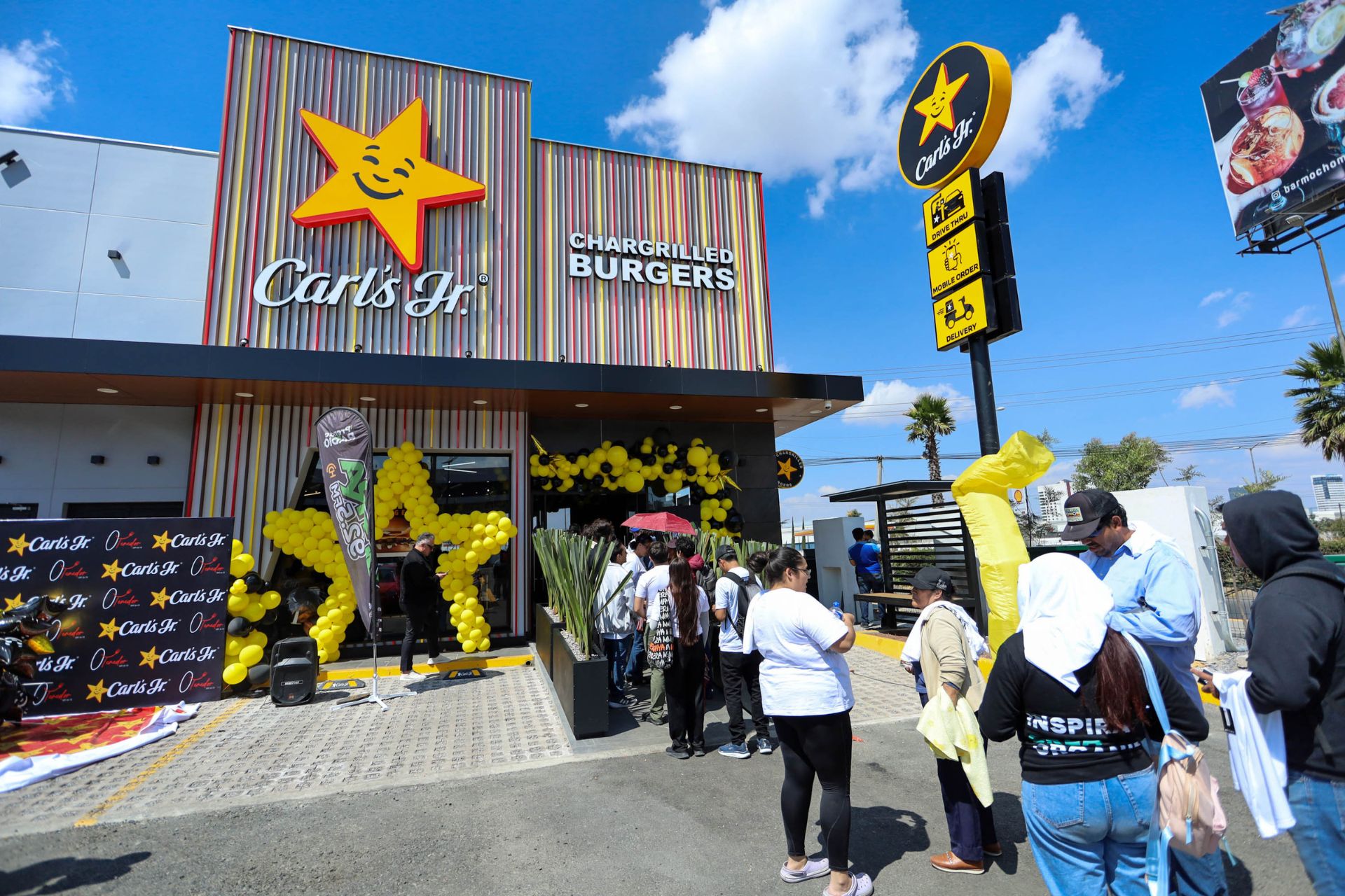 Carls Jr | El Universal Puebla