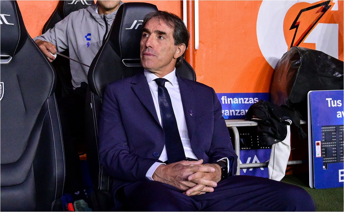 "Ojitos" Meza revela que casi muere cuando era jugador de Cruz Azul