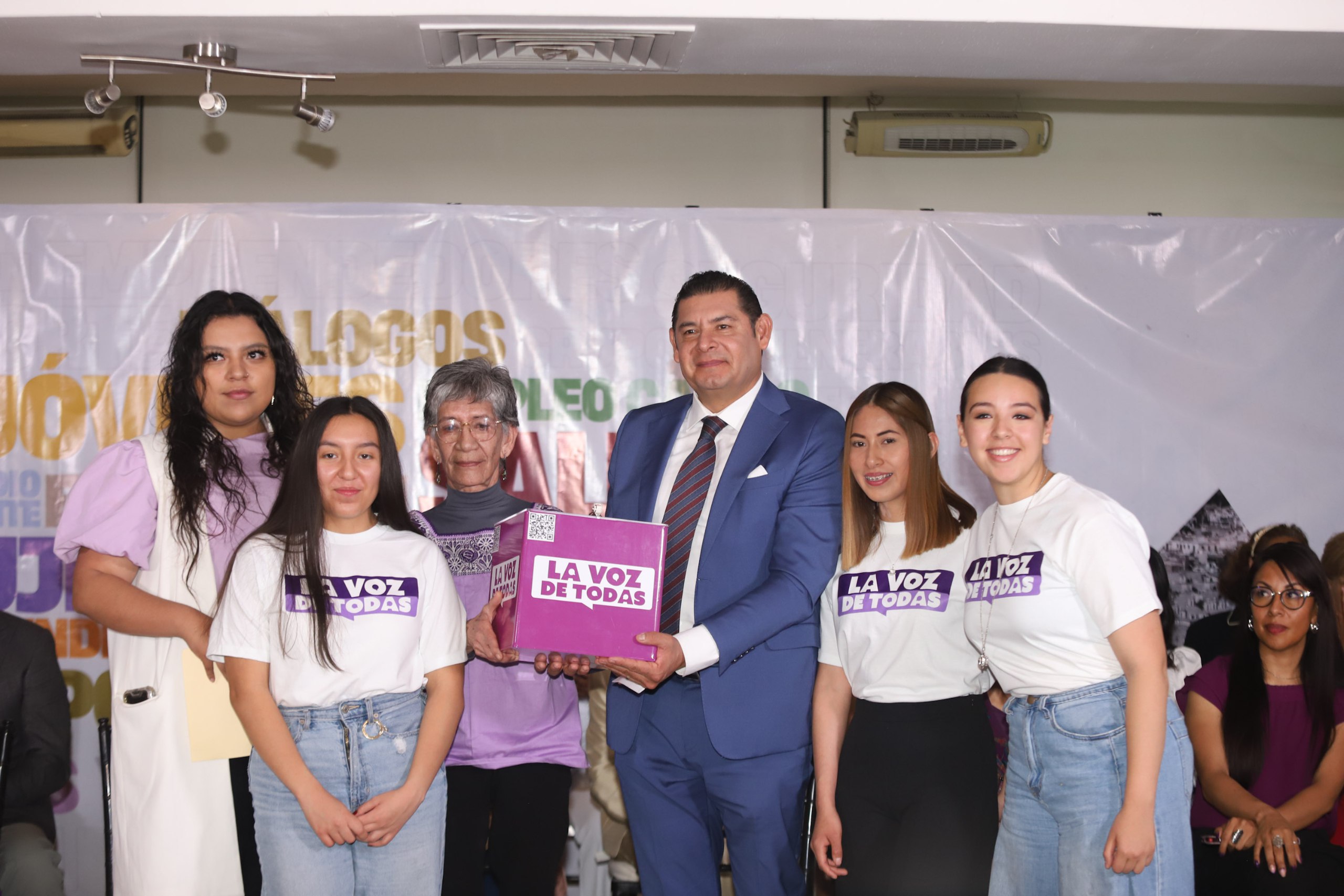 Mujeres, arquitectas del futuro de Puebla: Alejandro Armenta | El ...