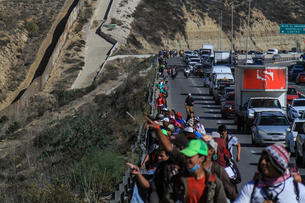 Transitan Mil 600 Migrantes Más Rumbo A Tijuana