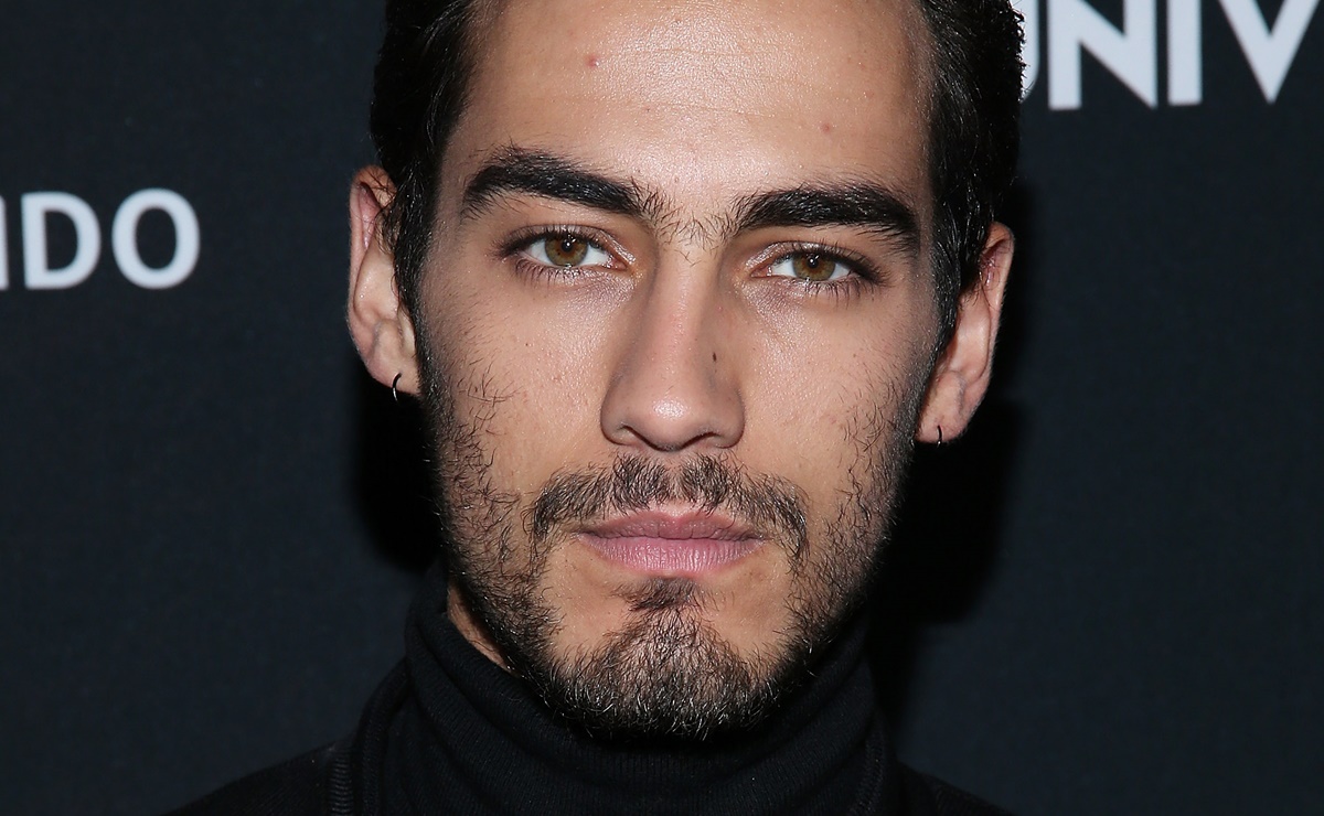 Michel Duval rescata a dos niños de accidente automovilístico