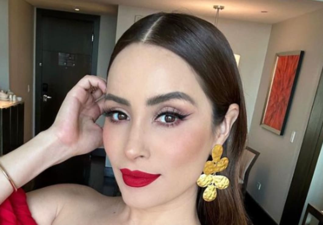 Carlos Rivera y Cynthia Rodríguez celebran el primer mes de su bebé