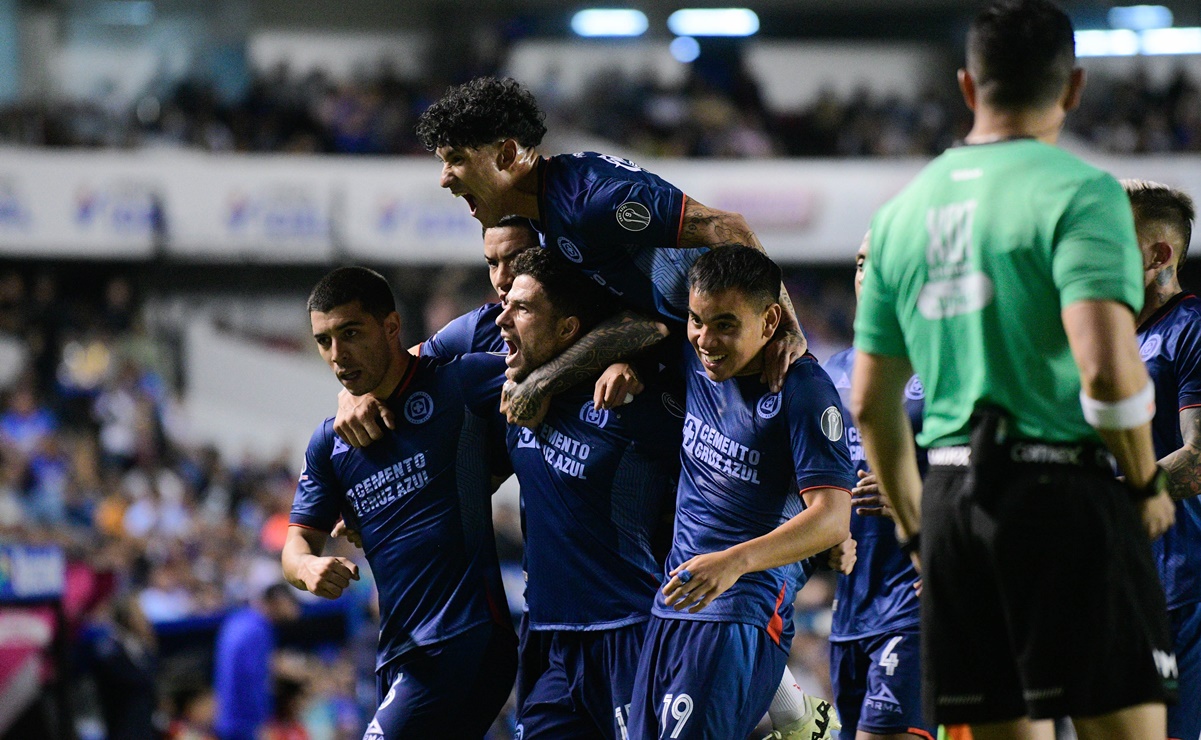 Cruz Azul golpeó primero en Monterrey; ganó la ida de Semifinales y ...