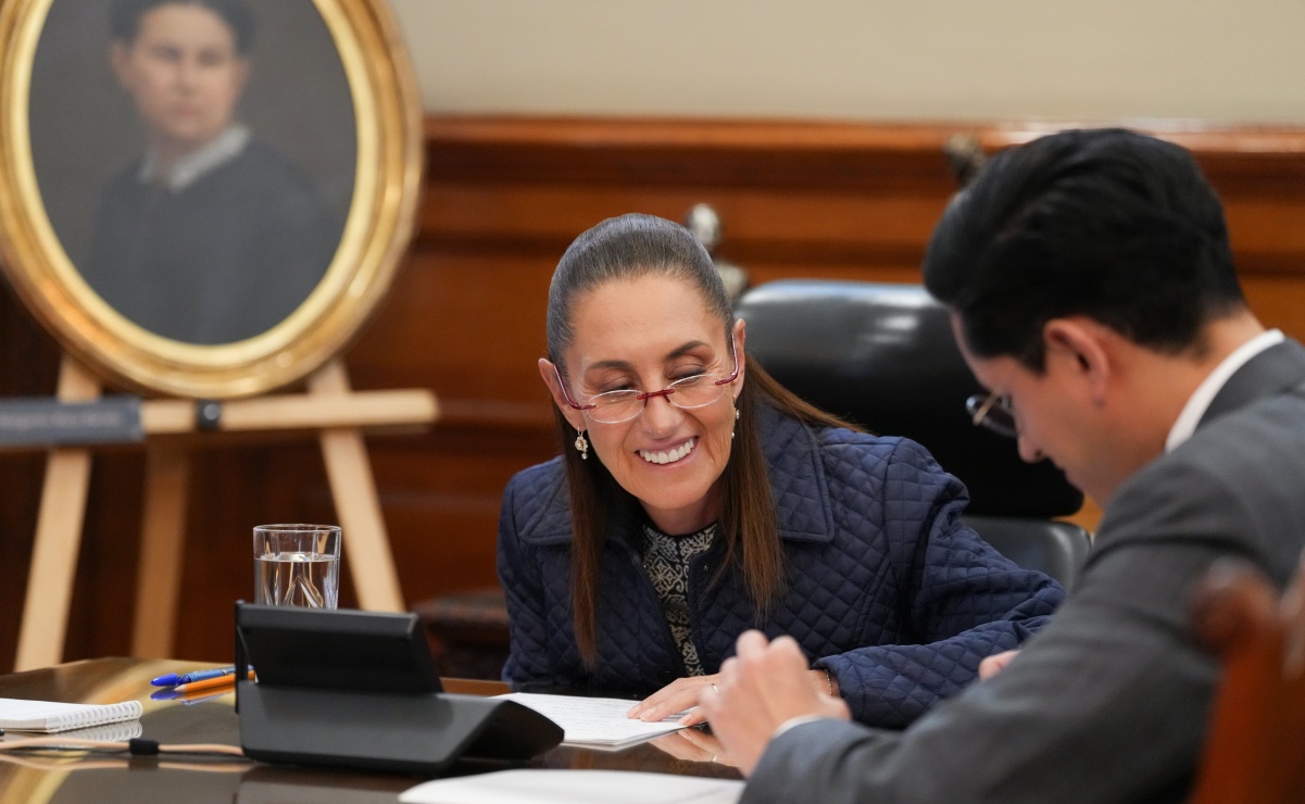 Mario Delgado anuncia aumento salarial de 9% a maestros