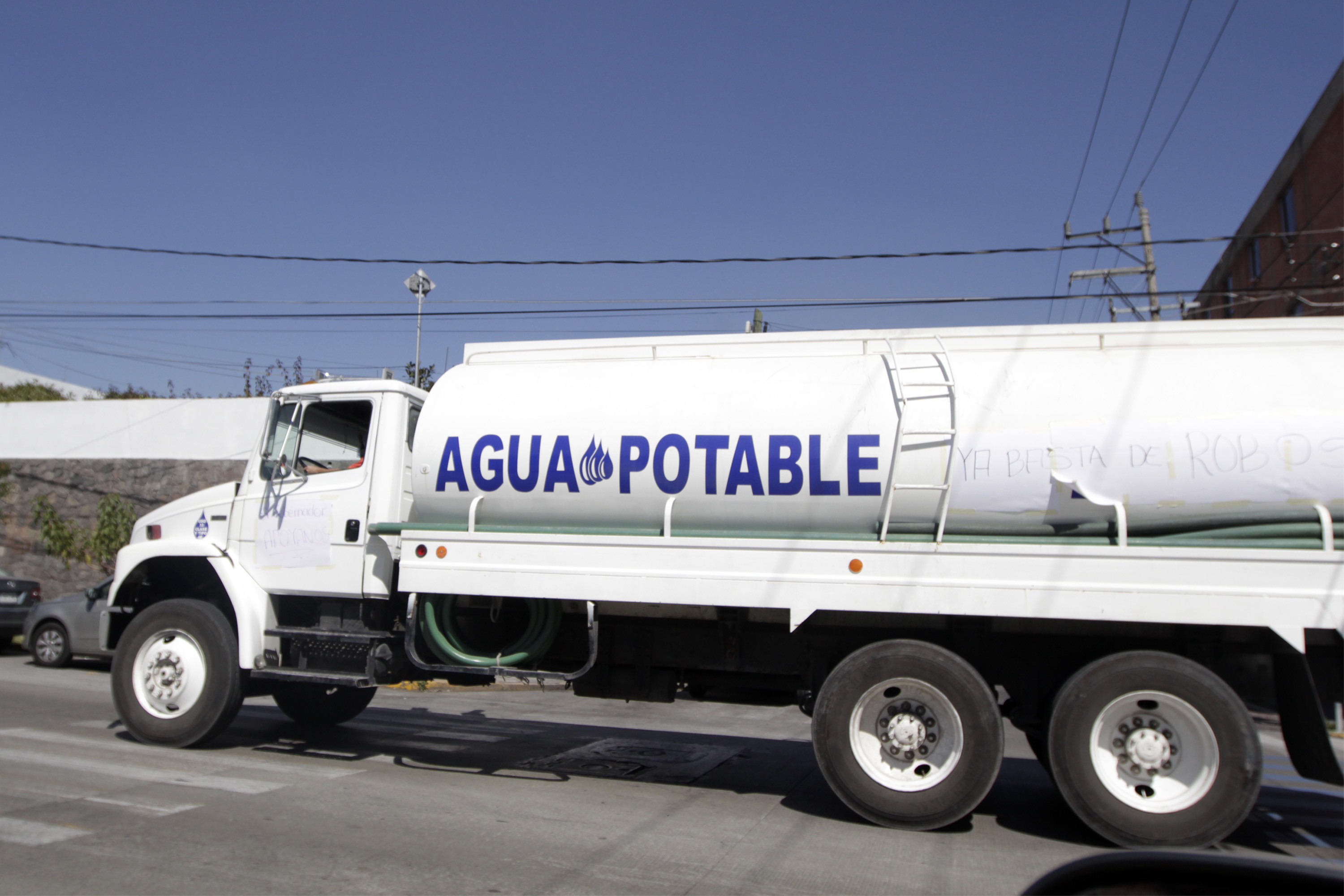 pipas de agua | El Universal Puebla