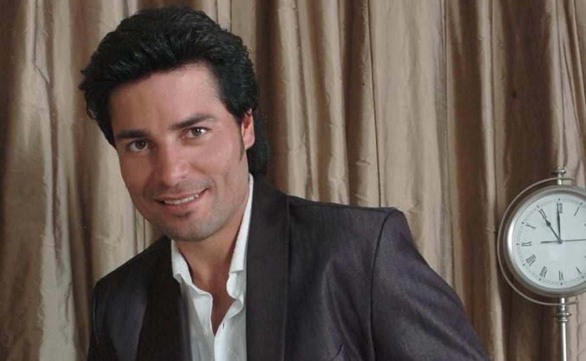 26 años más tarde salió a la luz una inédita fotografía de Chayanne en ...
