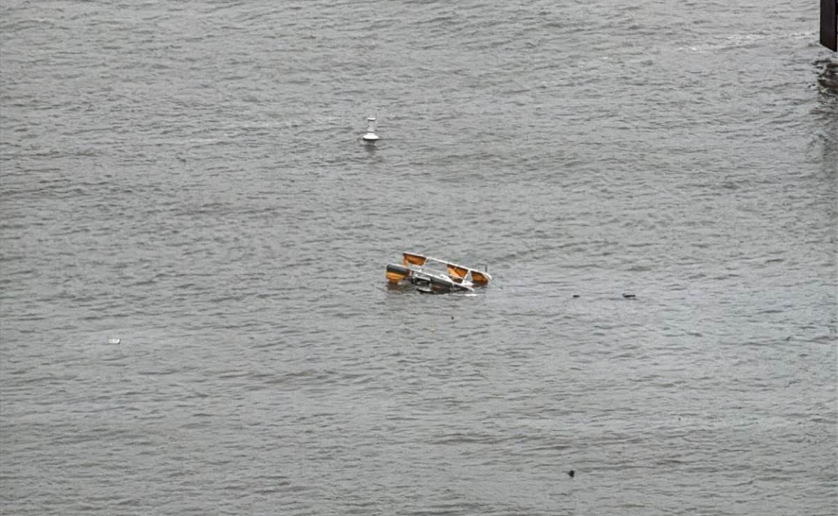 VIDEO: Capturan momento en que helicóptero se desploma en el río Hudson; hélice salió desprendida