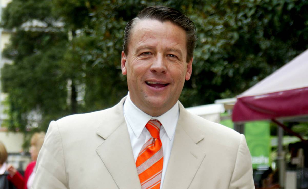 Alfredo Adame asegura que su ojo podría quedar inservible