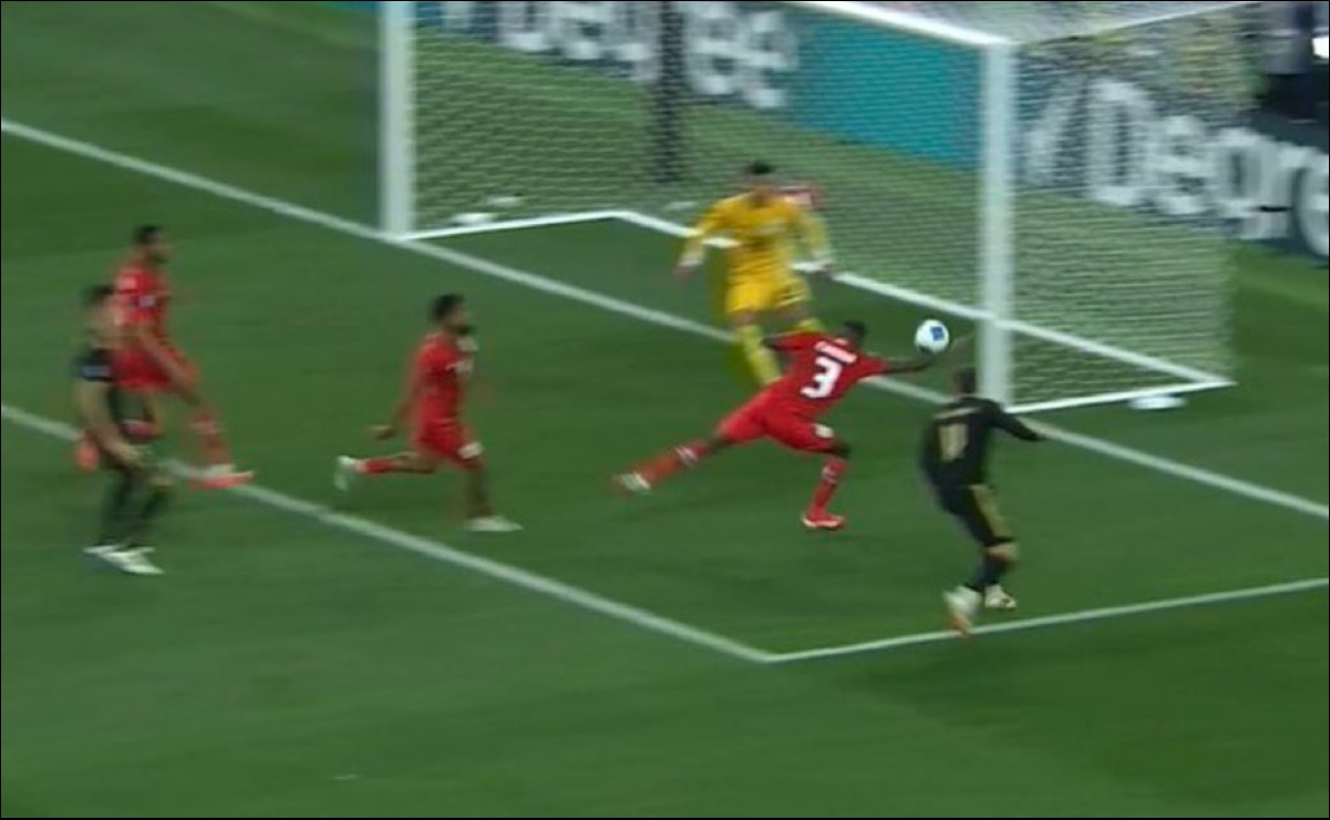 MEMES en redes tras el cruce multiverso del Chino Huerta y Coco ...