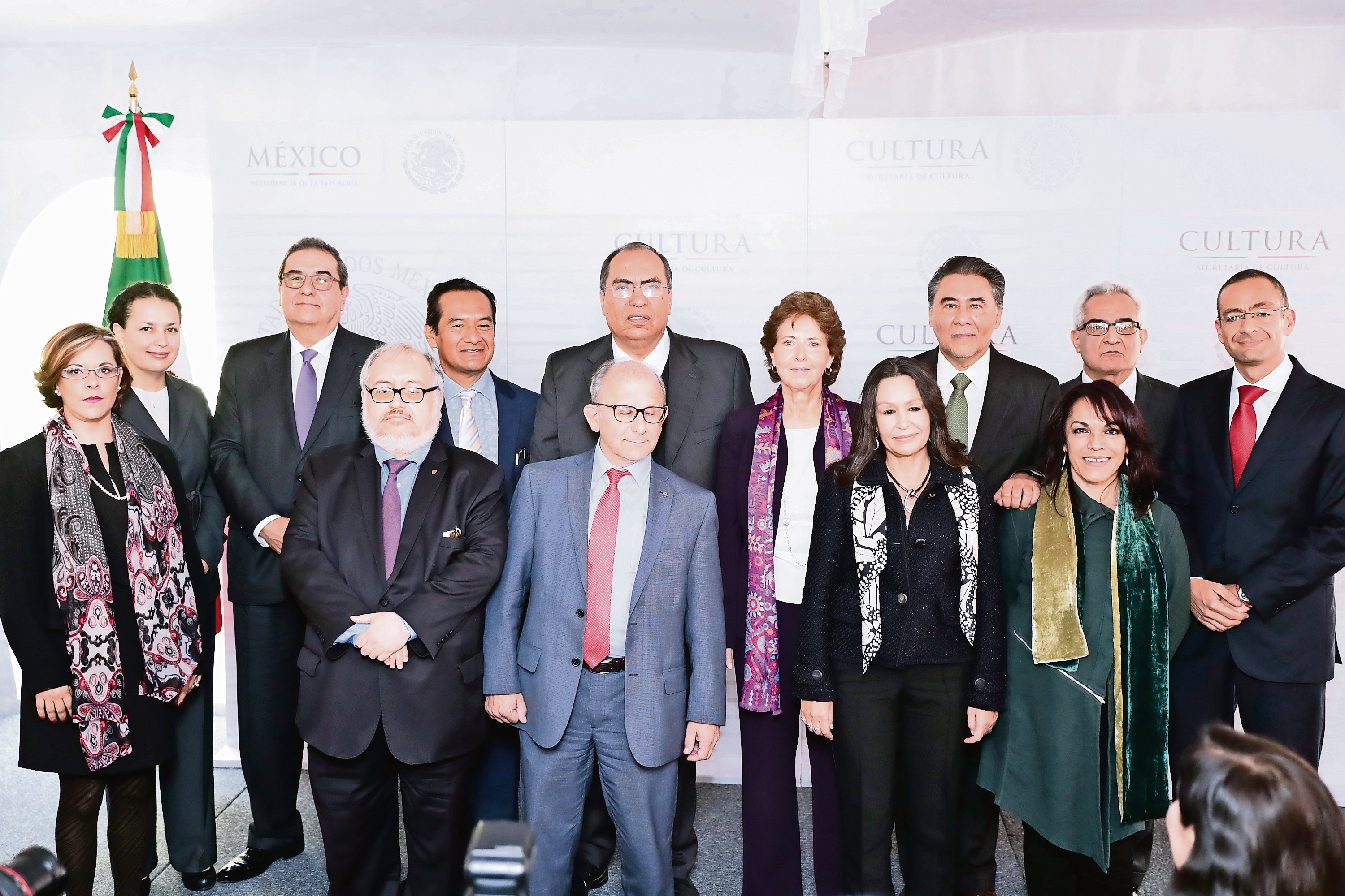 Lidia Camacho toma posesión como titular del INBA | El Universal