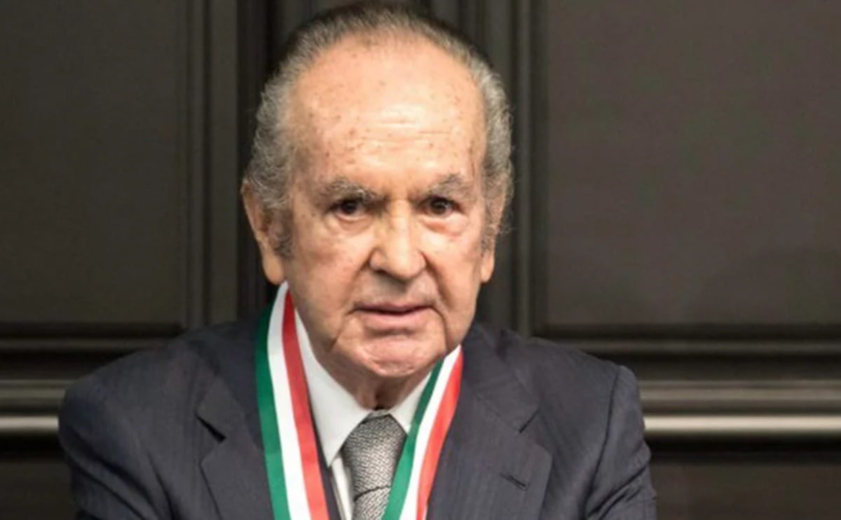 Peña Nieto reaparece en redes y lamenta muerte de Alberto Baillères