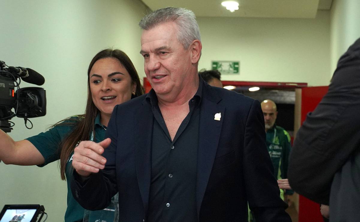 Alexis Vega es abucheado por la afición mexicana en el estadio Akron