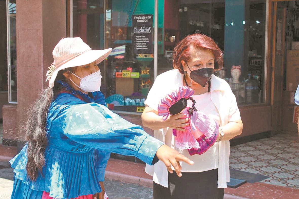 Celia Maya promete convertir a Santa Rosa Jáuregui en municipio