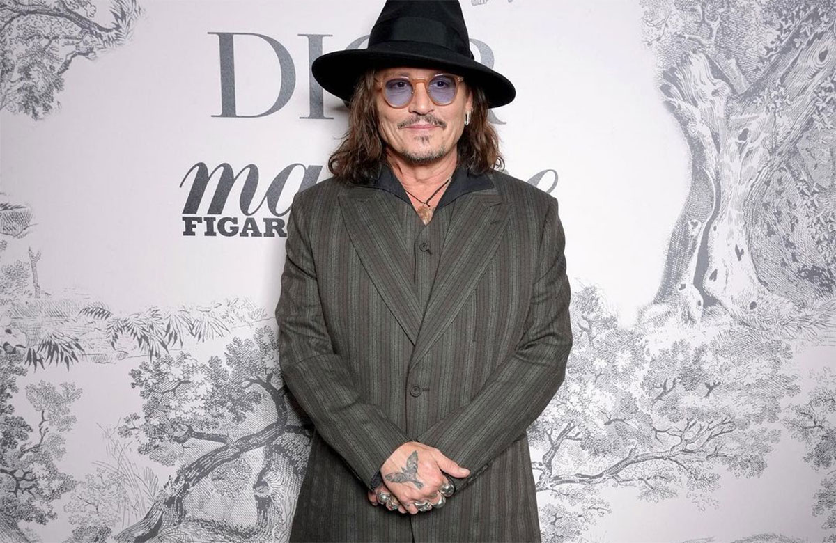 Dientes De Johnny Depp Tapados