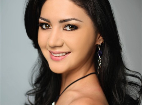 Katherine Loor's Instagram, Twitter & Facebook on IDCrawl