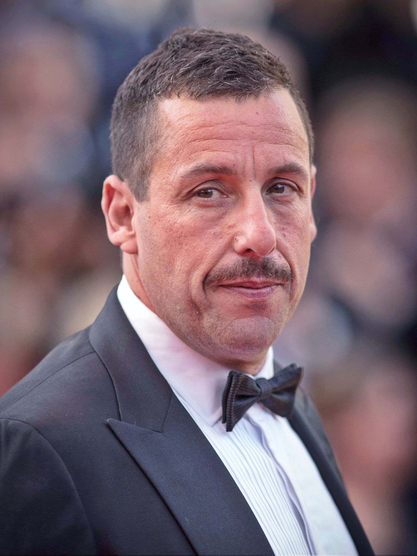 Adam Sandler pierde todo su dinero | Gente | Entretenimiento | El Universo
