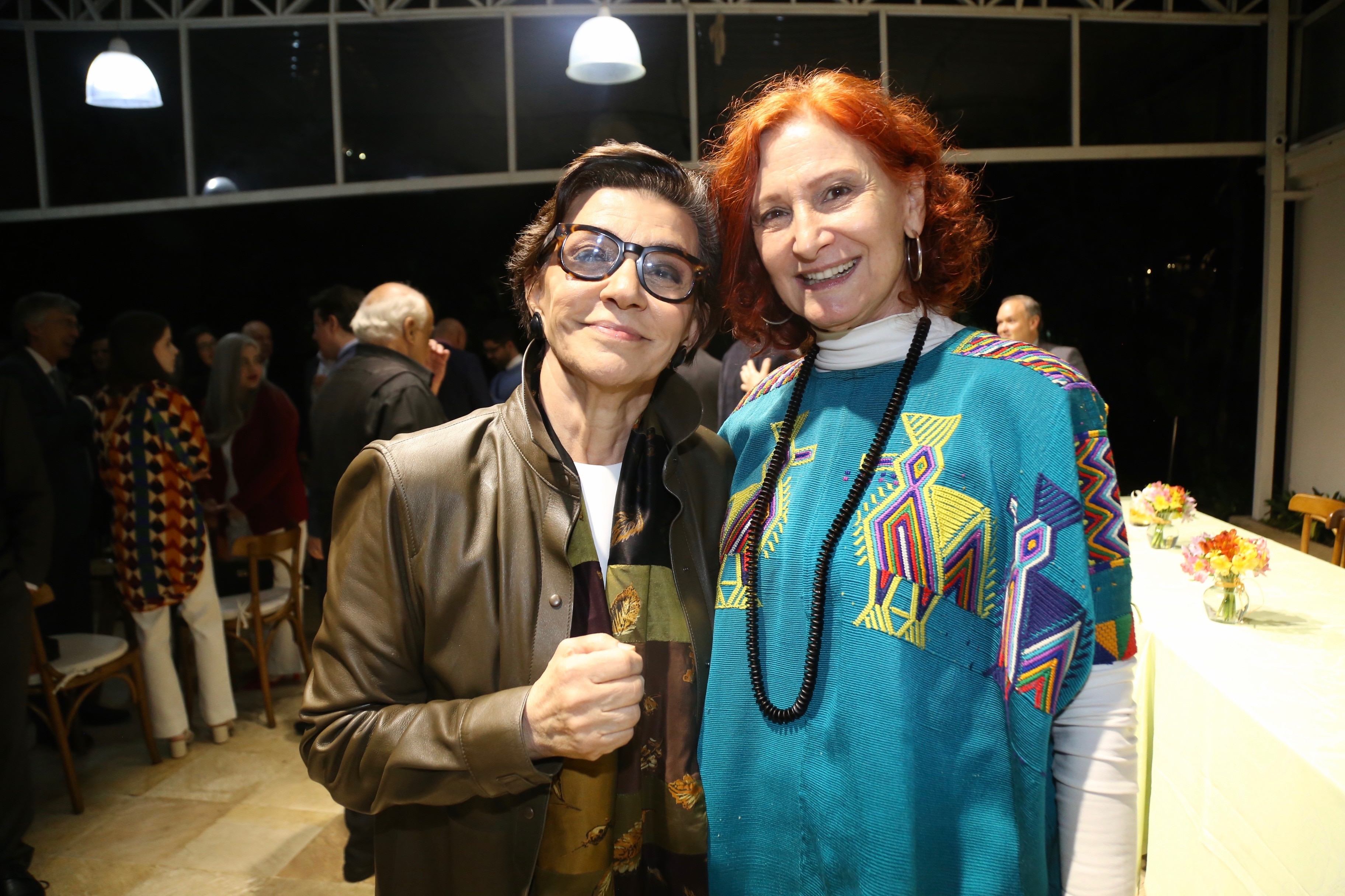 Lançamento do livro “Múltiplos olhares sobre o Direito” Homenagem aos ...