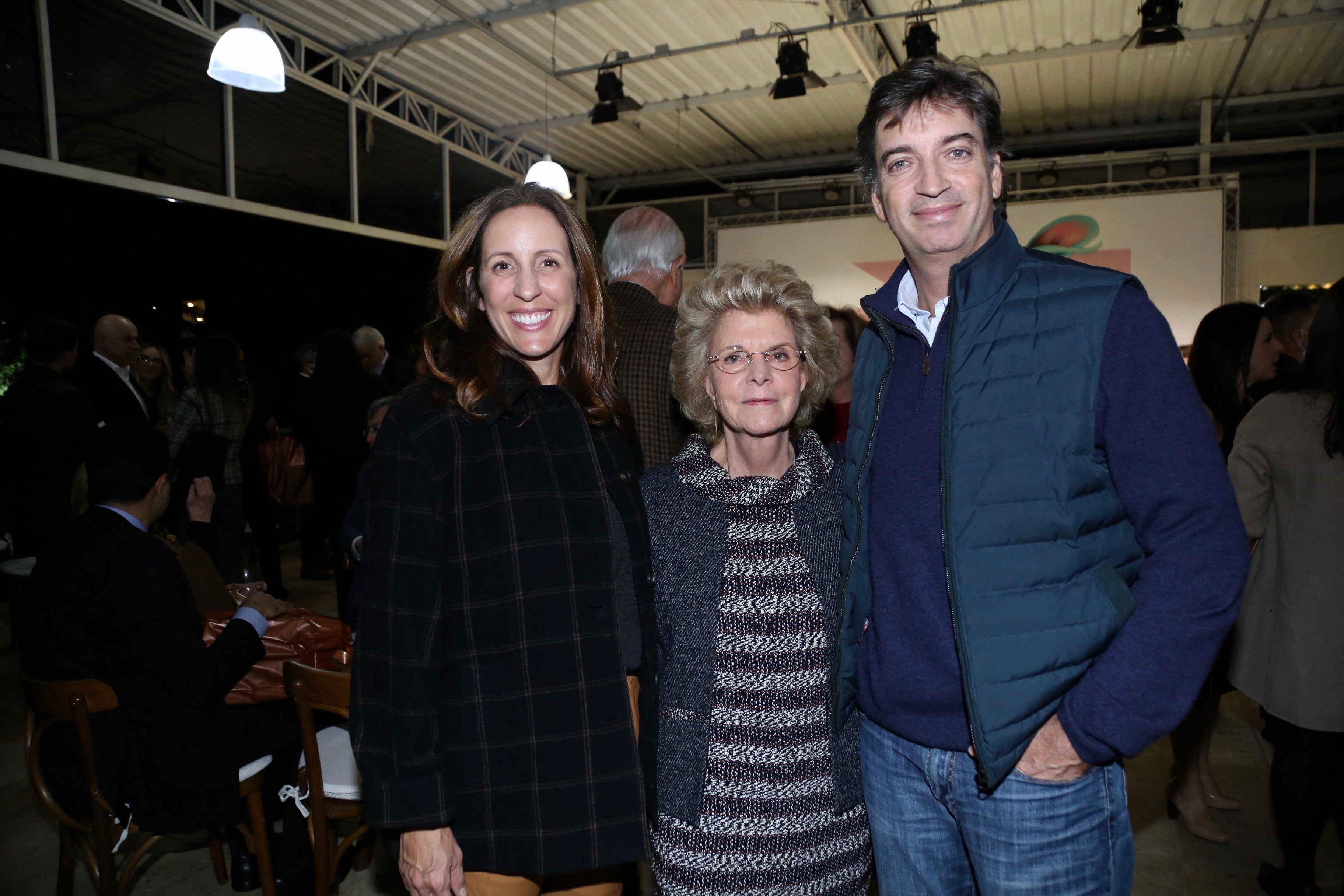 Lançamento do livro “Múltiplos olhares sobre o Direito” Homenagem aos ...