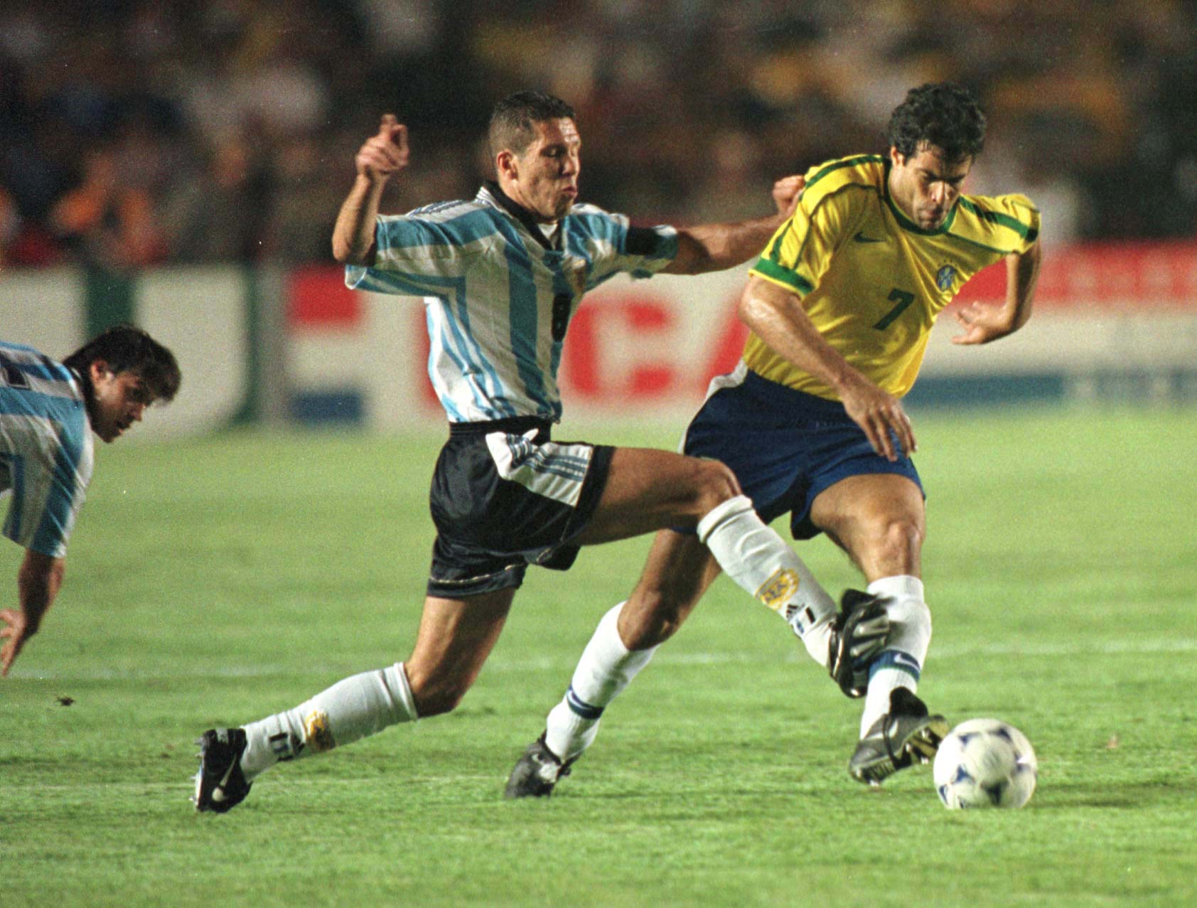 Relembre momentos do Raí no futebol | Estadão - Estadão