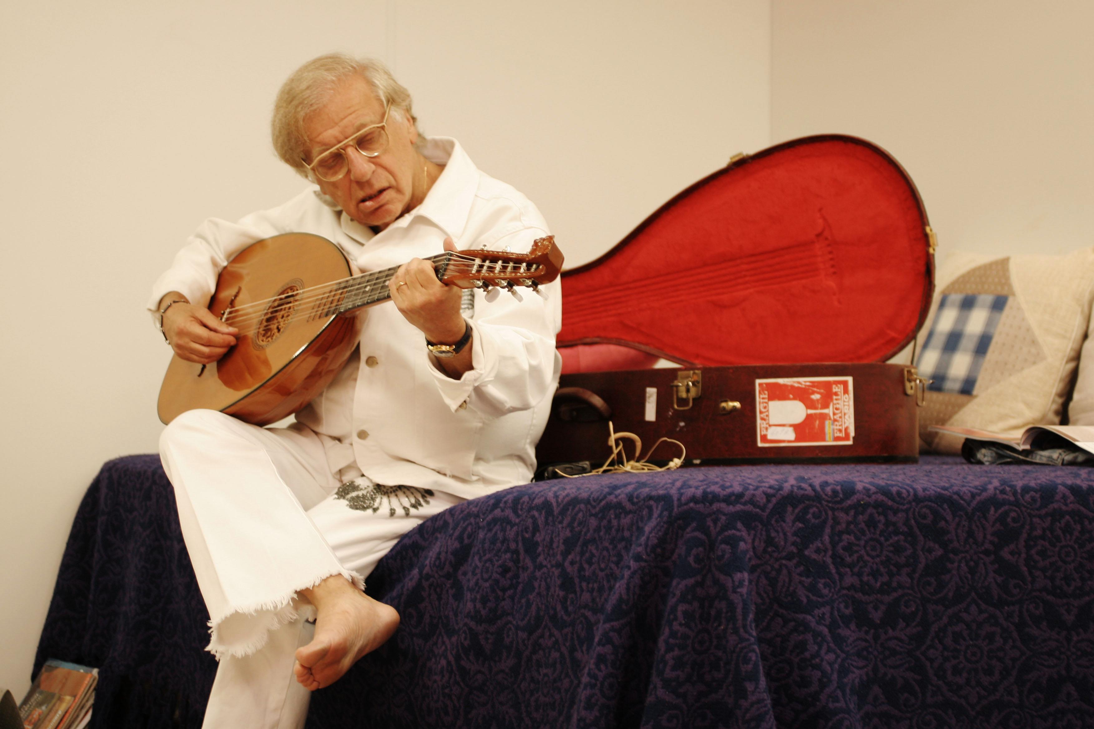 Morre Juca Chaves: relembre fotos da vida e carreira do músico e ...