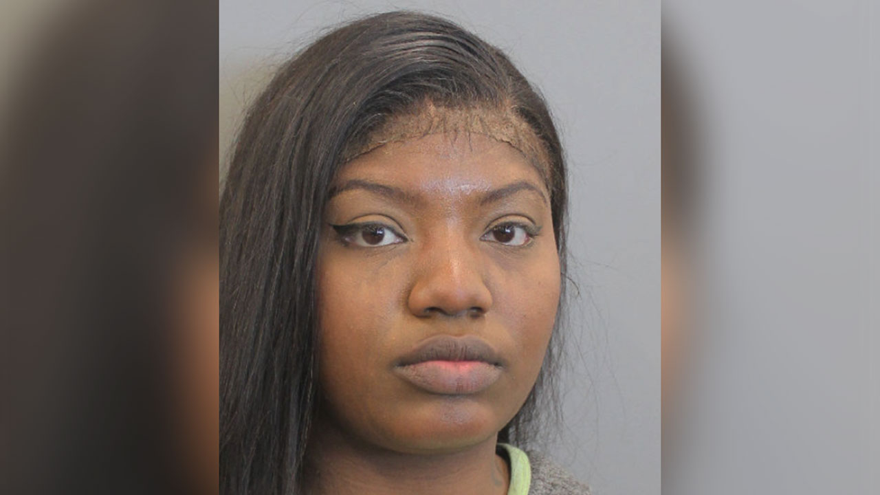 Amy Houston's Instagram, Twitter & Facebook on IDCrawl