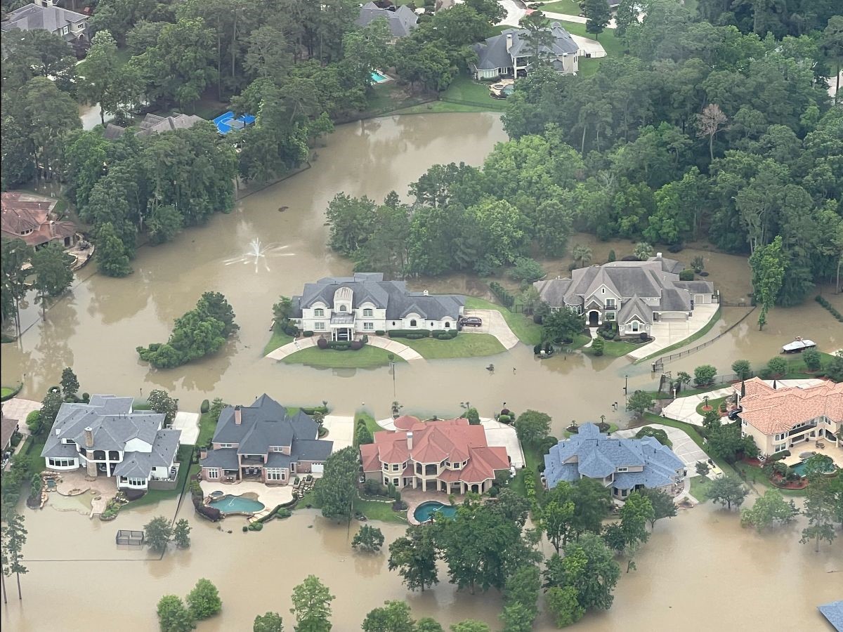 Kingwood Texas Flooding Today Hurricane Harvey: Rising San Jacinto