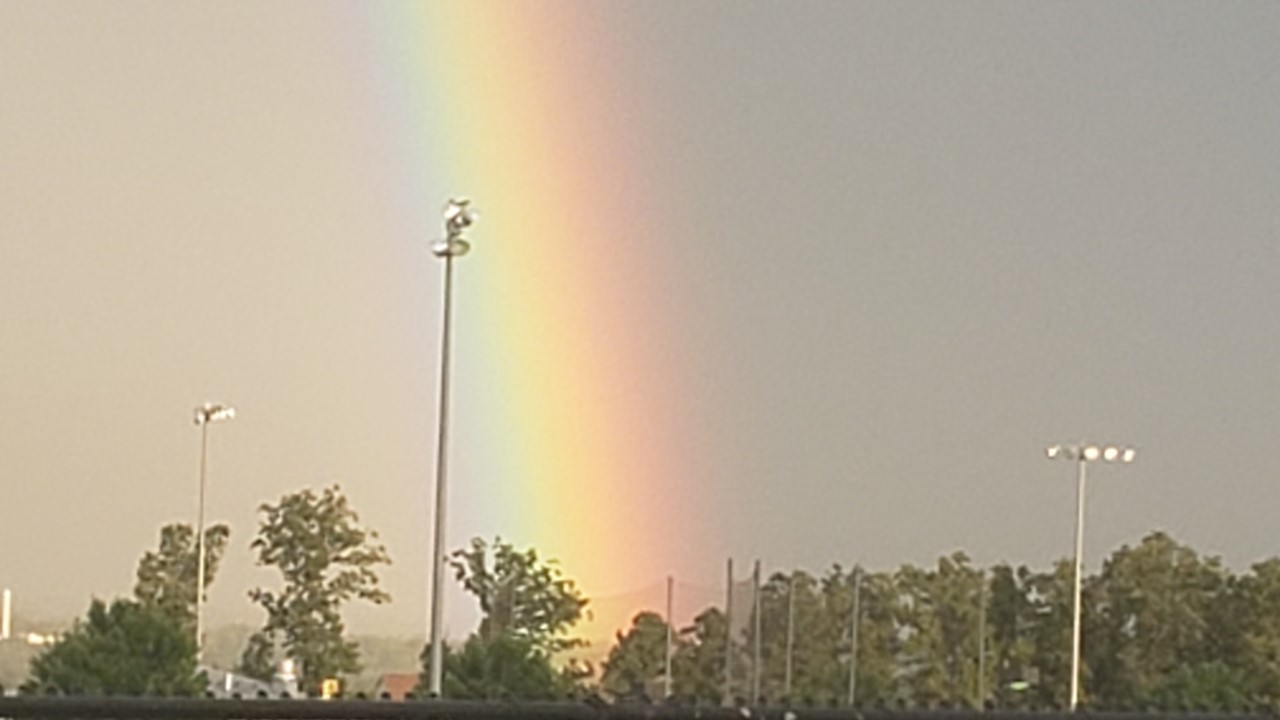 Red Beam Spotted In Alberta - The Best Picture Of Beam