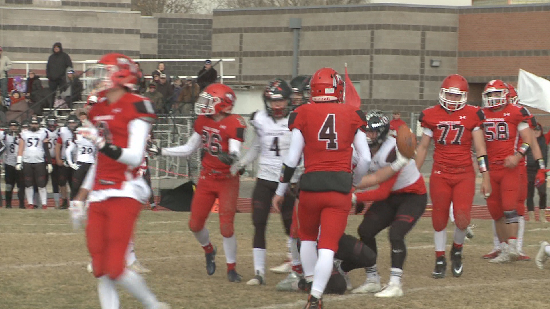 Montrose loses in semifinals