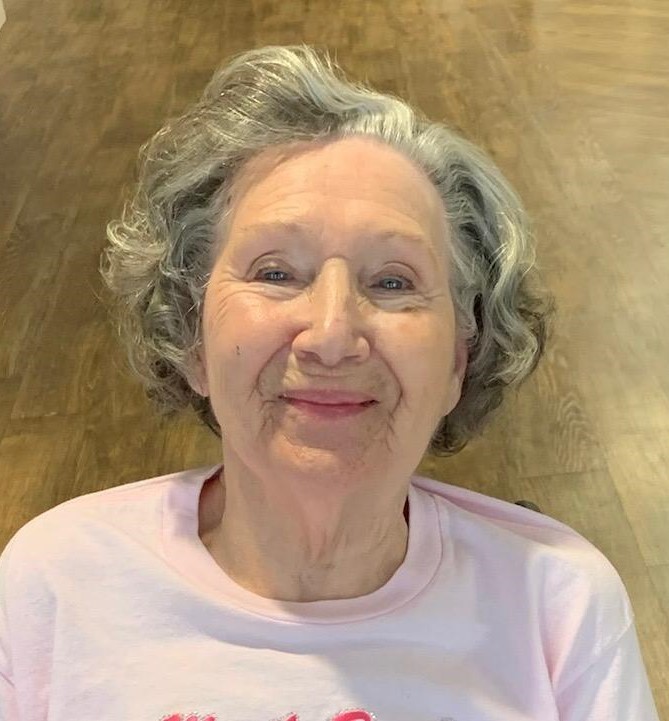 Polly Hall's Instagram, Twitter & Facebook on IDCrawl