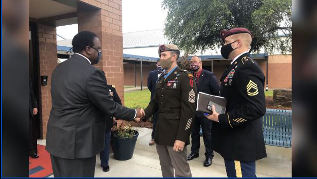 Major Thomas's Instagram, Twitter & Facebook on IDCrawl