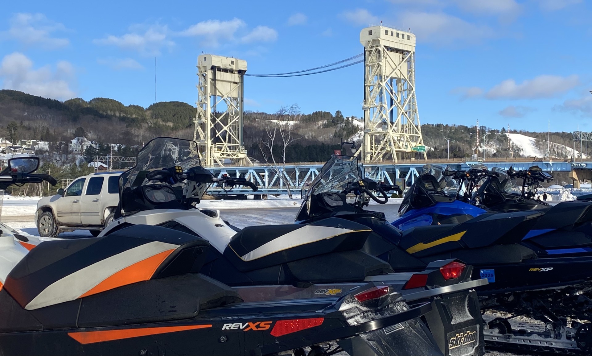 Snowmobile Houghton Bridge