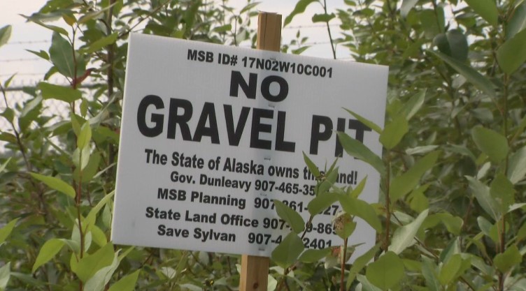 Gravel Pit Sign