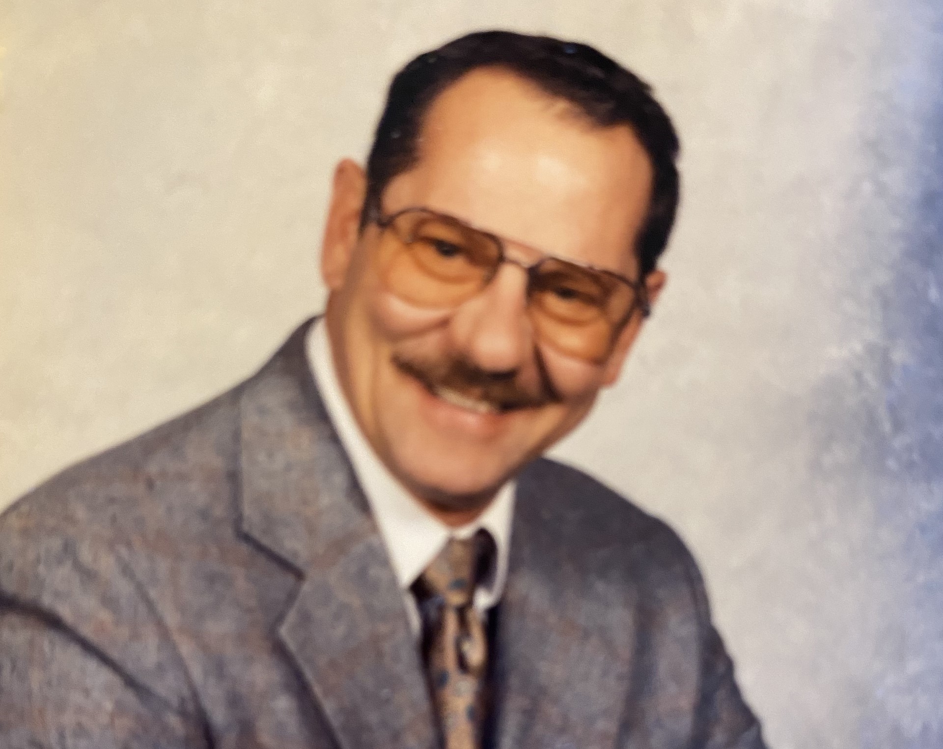 Sam Lundy's Instagram, Twitter & Facebook on IDCrawl