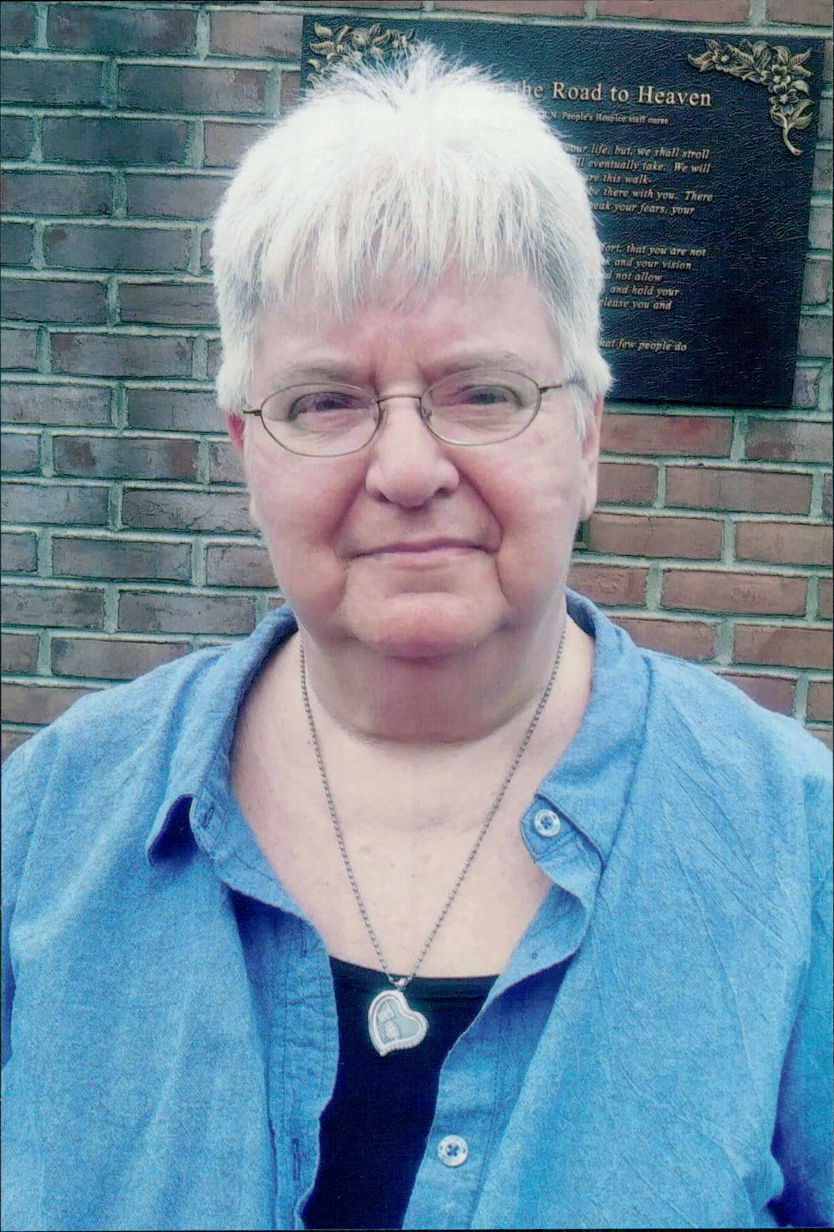 Ruth Ritter's Instagram, Twitter & Facebook on IDCrawl