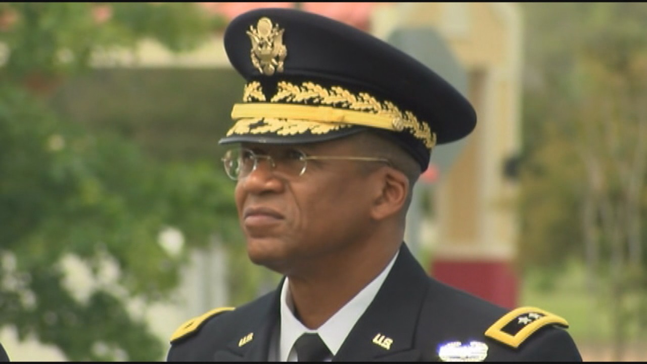 Leon Collins's Instagram, Twitter & Facebook on IDCrawl