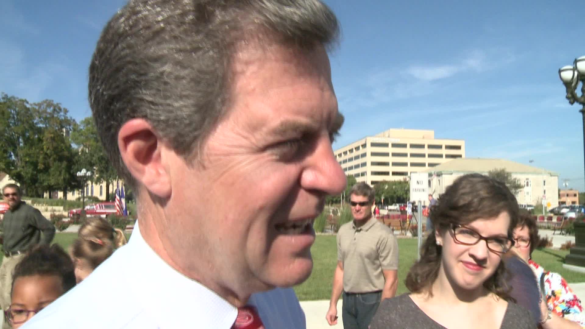 Eileen Hawley's Instagram, Twitter & Facebook on IDCrawl