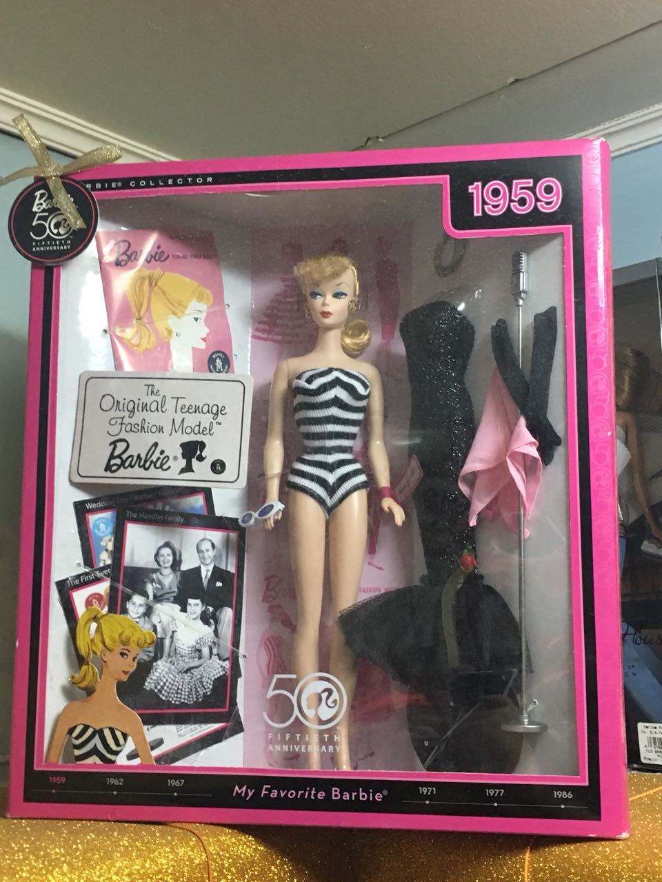 Barbie de 1959 brilla en colección de una aficionada | La Teja