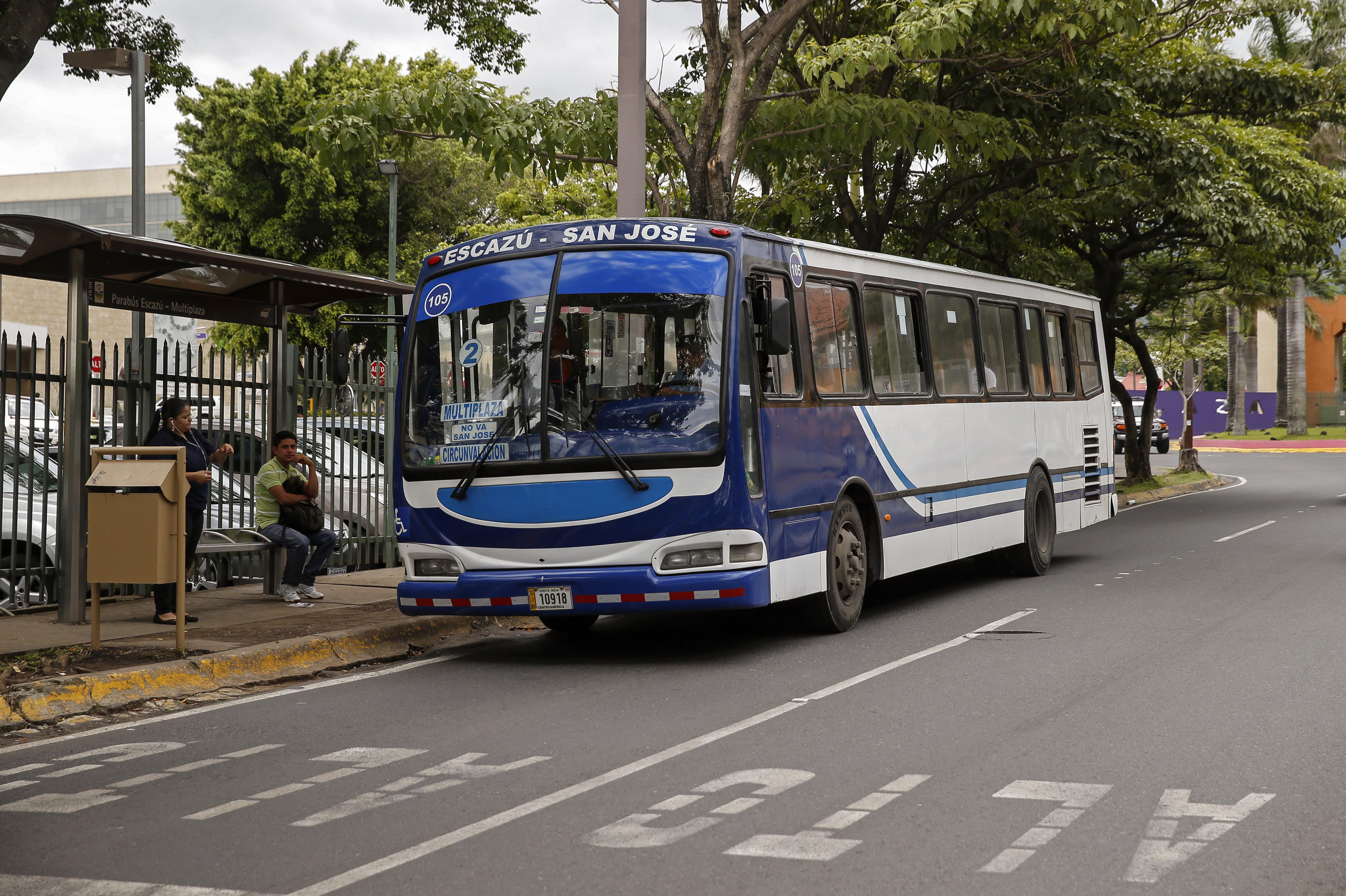 Buses de Escazú, Santa Ana y Pavas serán los primeros en operar con ...