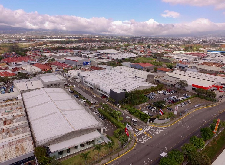Grupo Purdy Motor coloca más de 3.000 paneles solares en Ciudad Toyota ...