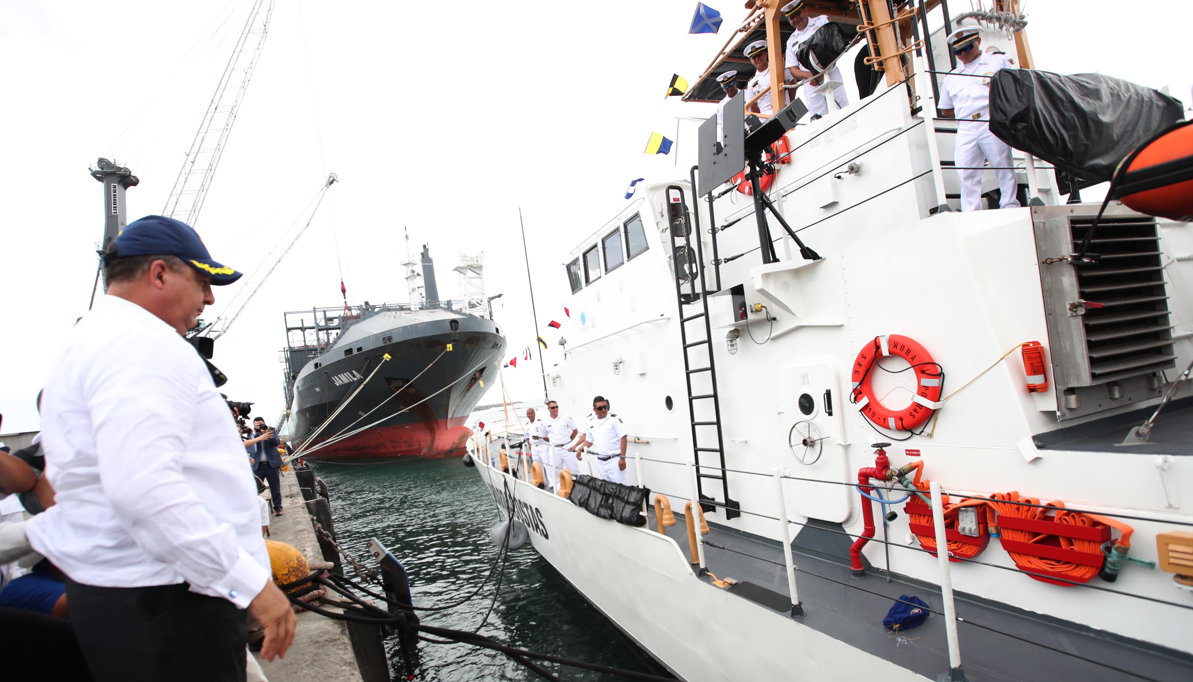 Costa Rica cuenta por primera vez con lanchas para patrullar todo su ...