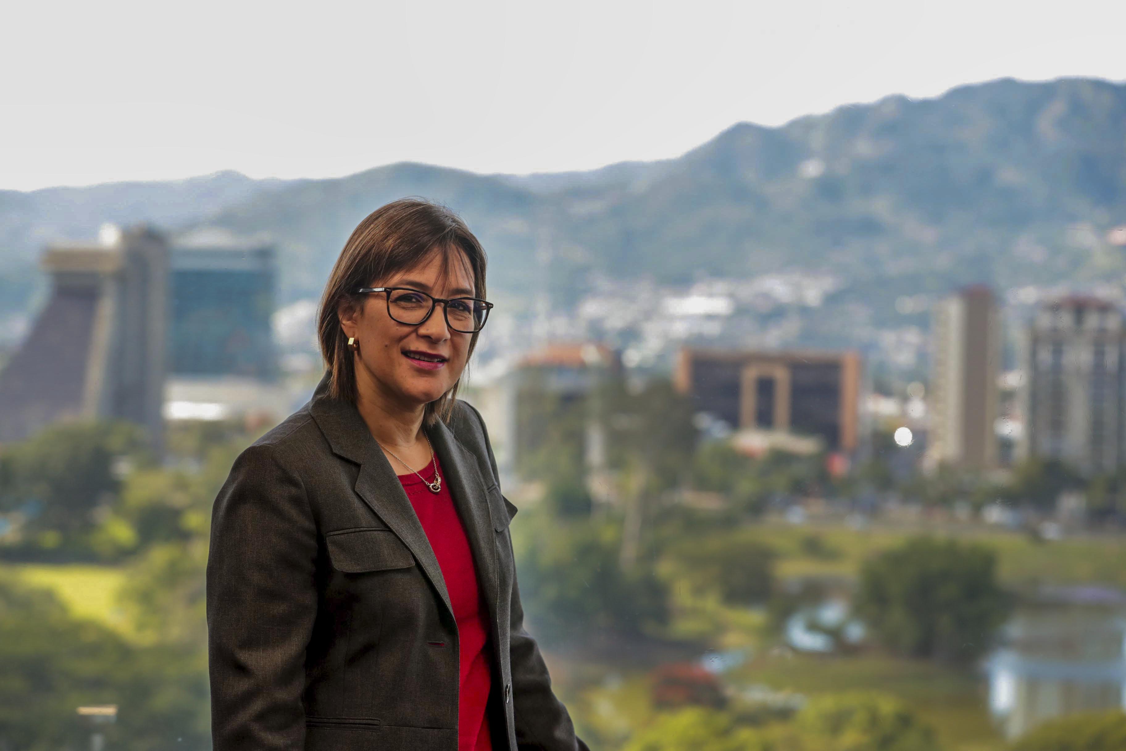 (Video) Hazel Cepeda, gerente del ICE: ‘¢151.000 millones fue el efecto ...