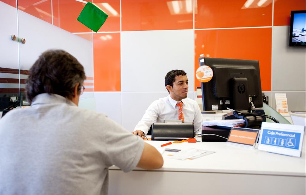 Familias endeudadas recibirán apoyo del Banco Popular para unificar ...