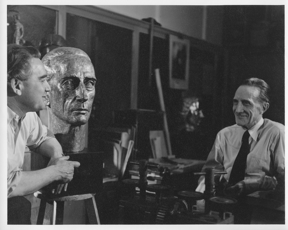 Las tres vidas de Louis Féron (1901- 1998) | La Nación