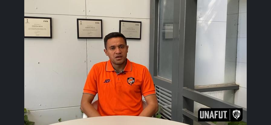 ‘Oren por mí', implora entre lágrimas Róger Rojas a las aficionados ...